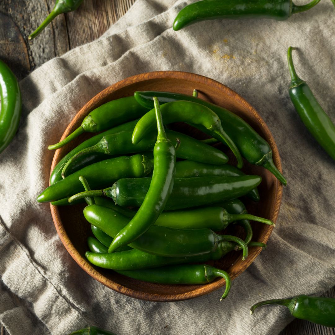 ¿Cuántas calorías tiene el Chile Serrano? – Dietana